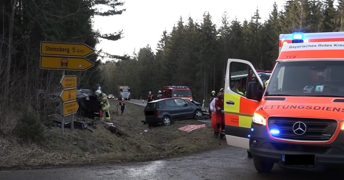 Landkreis Regensburg: Tödlicher Verkehrsunfall | TVA