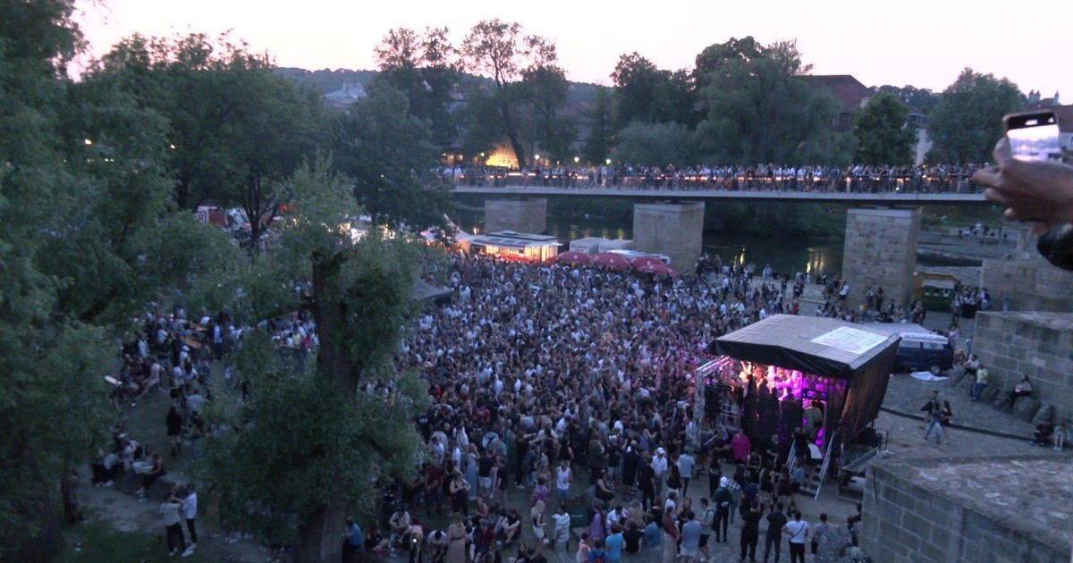 Regensburg: Bürgerfest 2023 – traumhafter Start ins Jubiläumsfest | TVA